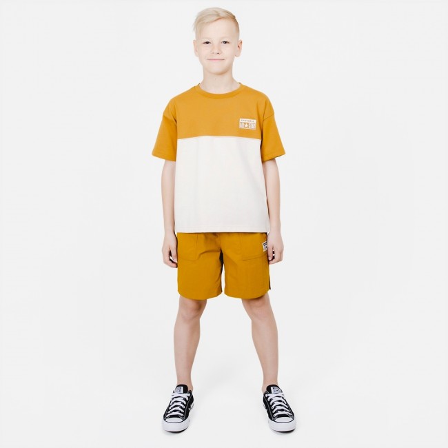 Short shorts and converse store